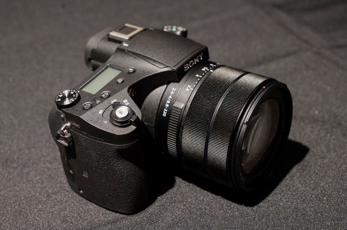 Sony Announces the RX10 IV, a 24-600mm f/2.4-4 Fixed Lens Camera for ...