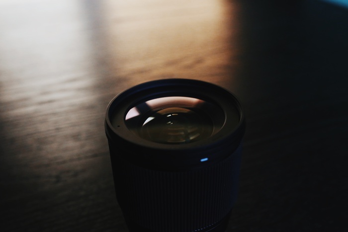 Fstoppers Reviews the Beautifully Crafted Sigma 16mm f/1.4 DC ...