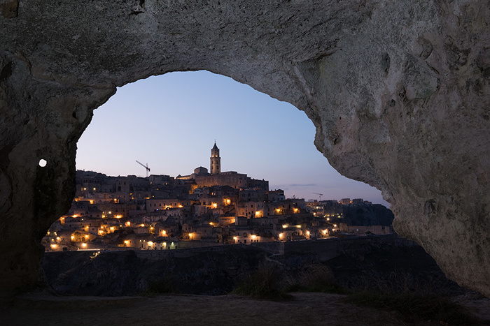 Our $3,000 DSLR Was Stolen in Italy and We Filmed It Happen | Fstoppers