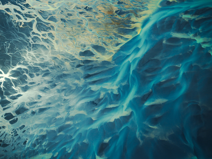 The 100-Megapixel Medium-Format Photo Series Taken While Hanging Out of ...