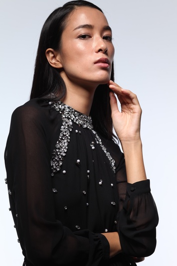 How I Shot This With Hard Lighting | Fstoppers