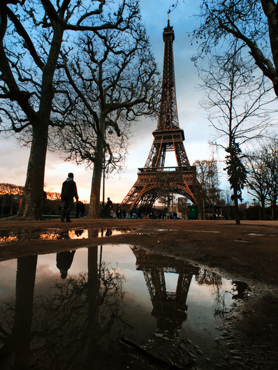 Fstoppers Reviews the Moment Wide Angle Lens v2, the One Accessory You ...