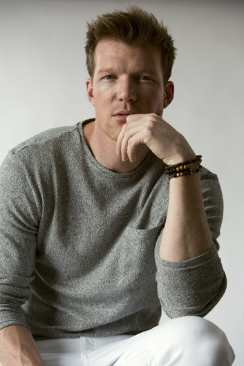 Multiple Lighting Options in Studio | Fstoppers