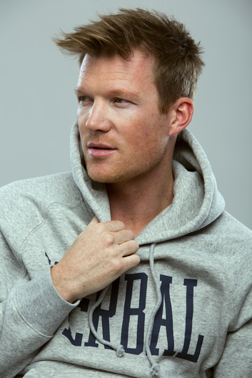 Multiple Lighting Options in Studio | Fstoppers