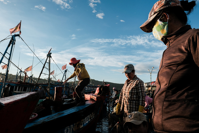 Five Ways to Use the Sunrise for Photography of People | Fstoppers