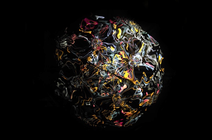 Photographer Uses Fluid and Sounds to Create Surreal Photos That Look ...