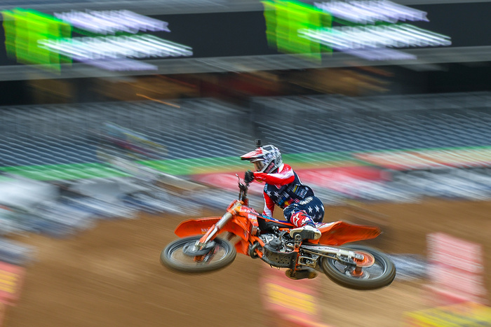 Equipment Recommendations for Photographing Motocross | Fstoppers