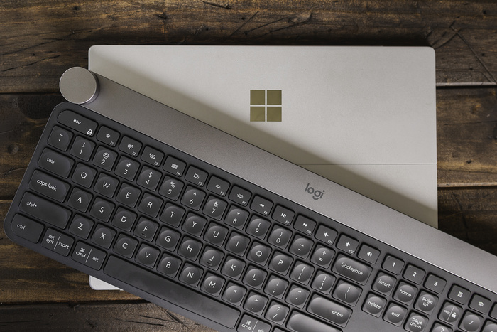 A Keyboard Designed for Creatives: Fstoppers Reviews the Logitech Craft ...