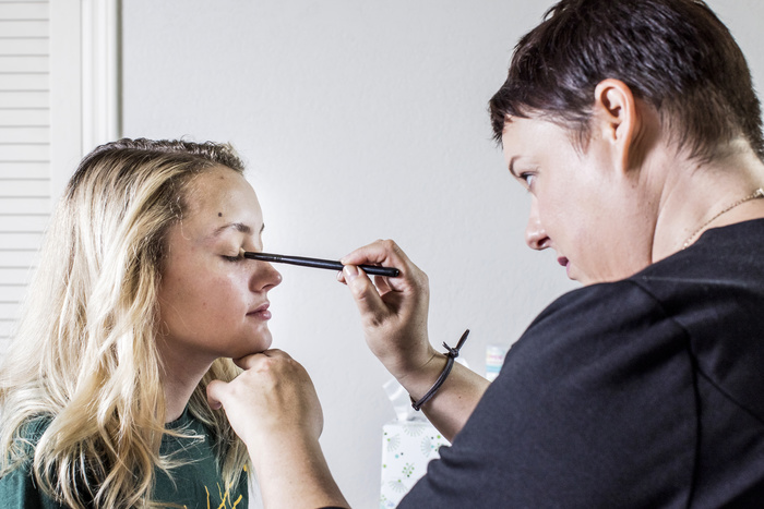 A Makeup Artist Dishes on Working in Photography and Video | Fstoppers