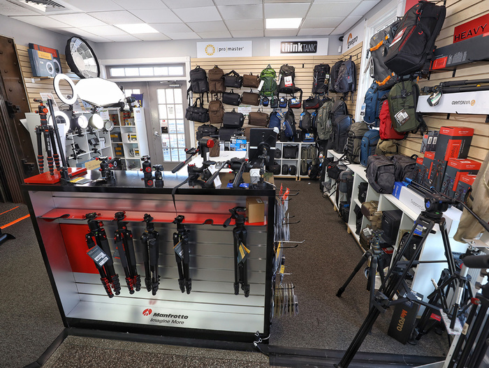 Remember Your Local Photography Store This Holiday Season | Fstoppers