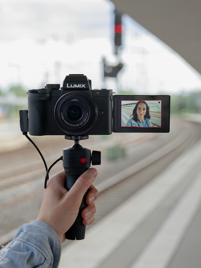 Panasonic Announces LUMIX G100 Micro Four Thirds Vlogging Camera With ...