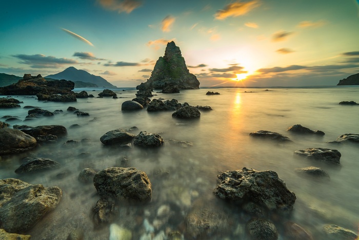 How Wide Should Landscape Lenses Be? | Fstoppers