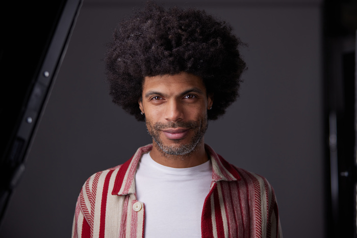 How to Create Dramatic Headshots With Three Lights, One Light at a Time ...