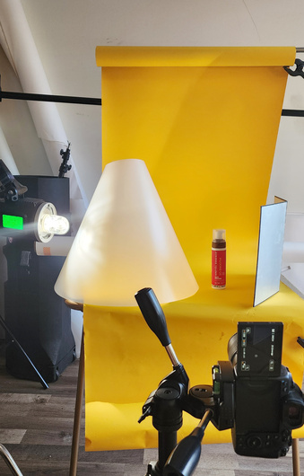 We Review the V-Flat Karl Taylor Light Cone | Fstoppers