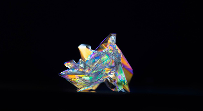 Capturing Colors Unseen: A Simple Tutorial on Cross Polarization ...