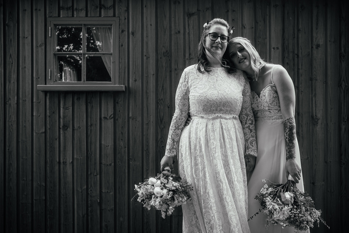 Authentic Wedding Photography: Tips for Relaxed Couple Portraits ...