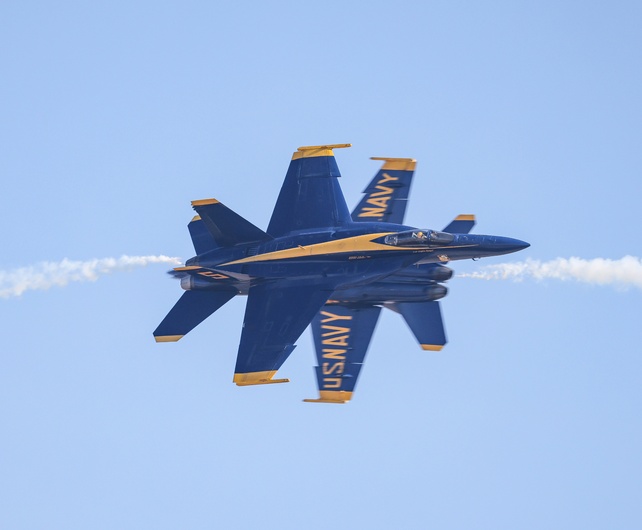 Blue Angels High Speed Crossover Pass Ryan Torres On Fstoppers