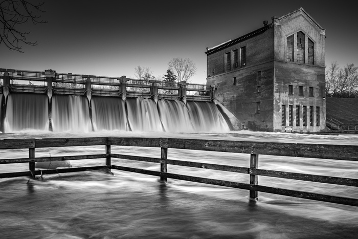 Barton Dam Flood - Tom Egel on Fstoppers