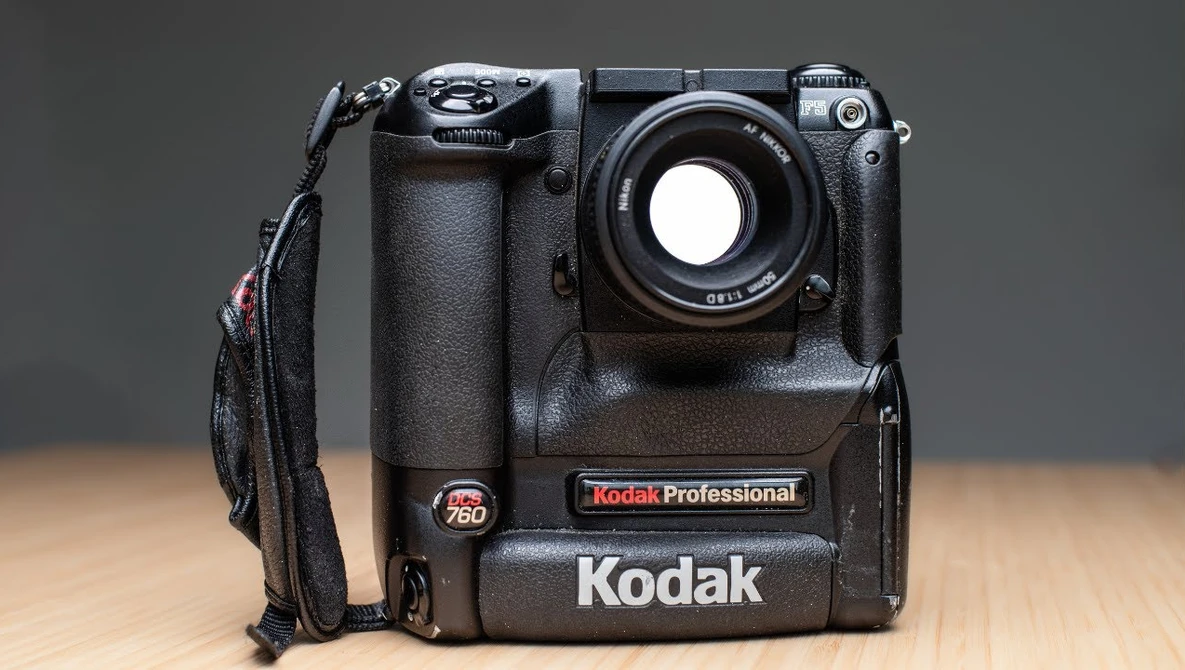This Photographer's Dream Camera Is a DSLR From 2001 | Fstoppers