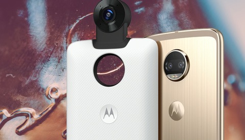 Fstoppers Reviews the Moto 360 Camera Mod | Fstoppers