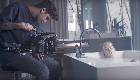 5 Tips for Shooting Backlit Portraits | Fstoppers