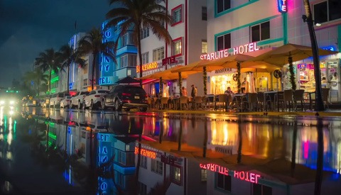 Stunning Nighttime Street Photography With 150 Megapixel Medium Format ...