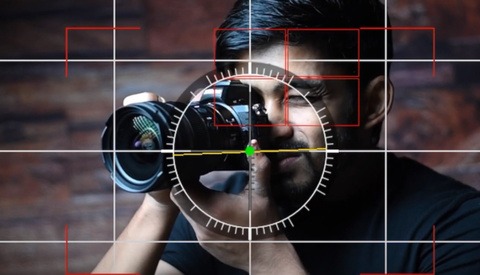 Why Manually Focusing Is Easier With Mirrorless Cameras | Fstoppers