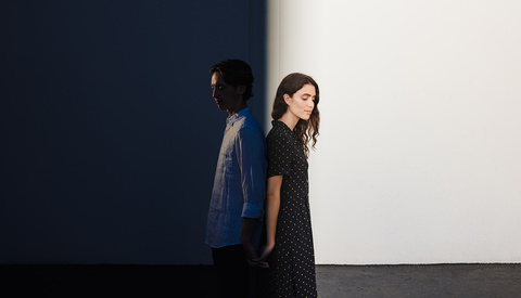 How to Photograph Silhouette Portraits in the Middle of the Day | Fstoppers