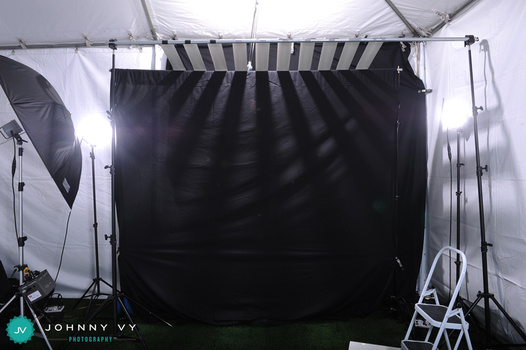 Behind the Scenes Shooting NFL Rookie Portraits with Johnny Vy | Fstoppers