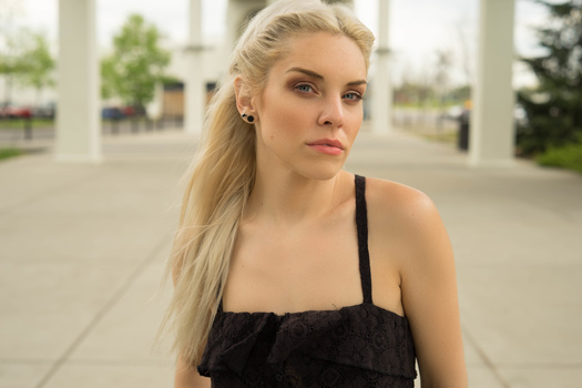 Flash Photography for Beginners: How to Take Amazing Portraits With On ...