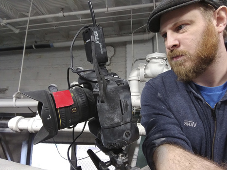 Photographing an Indoor Rock Climbing Boulder Competition | Fstoppers