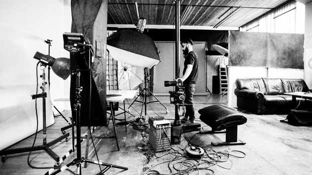 How to Organize a Professional Photoshoot | Fstoppers