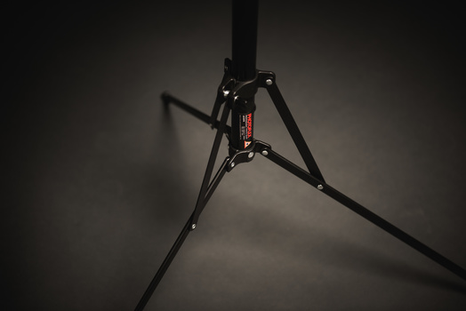 Fstoppers Reviews the RapiDome Collapsible Speedlight Modifier by Photoflex | Fstoppers