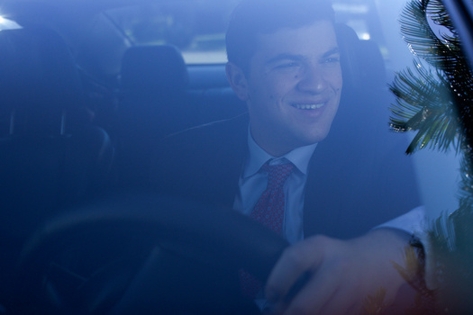 How to Rock Your First In-Person Sales Portrait Session | Fstoppers