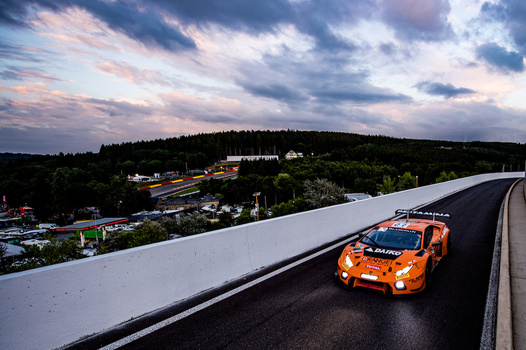An Inside Look at What It's Like to Photograph a Prestigious Motorsport ...