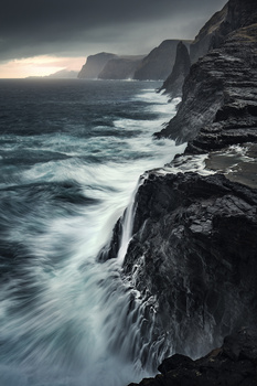 Tips for Creating Dramatic Seascape Images | Fstoppers
