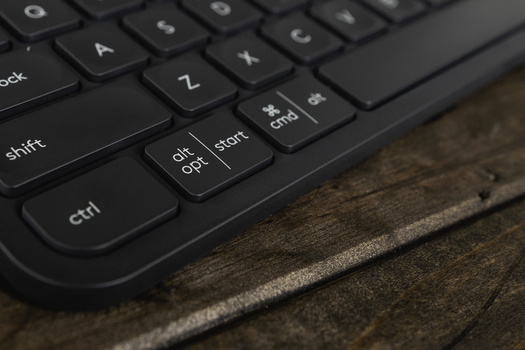 A Keyboard Designed for Creatives: Fstoppers Reviews the Logitech Craft ...