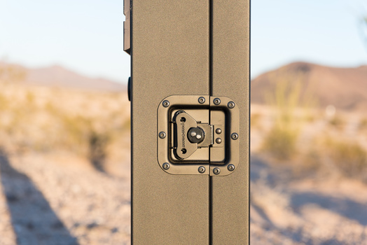 An Assistant On Wheels: Fstoppers Reviews The INOVATIV Scout EVO 37 ...