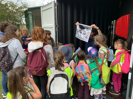 Photographer Creates Huge Functioning Camera From a Shipping Container ...