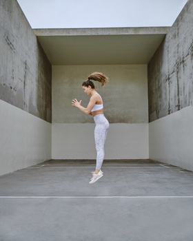 Five Reasons Why I Prefer Prime Lenses for My Photography | Fstoppers