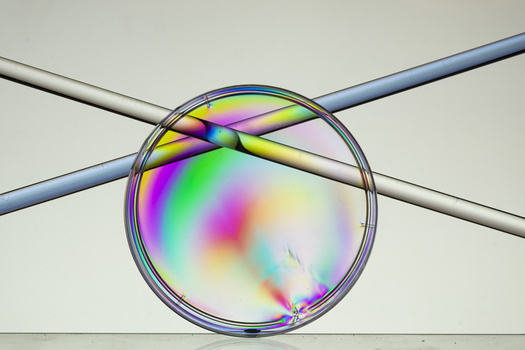Capturing Colors Unseen: A Simple Tutorial on Cross Polarization ...
