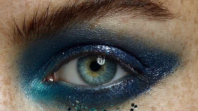 How to Naturally Whiten Eyes in Photoshop and Capture One | Fstoppers