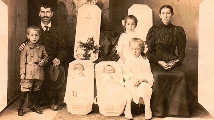 Death Photography: The Roots of Portrait Photography | Fstoppers