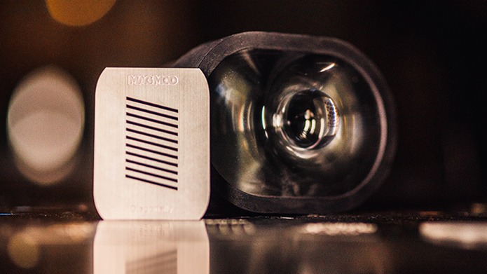 Fstoppers Reviews the MagBeam Light Modifier from Magmod | Fstoppers
