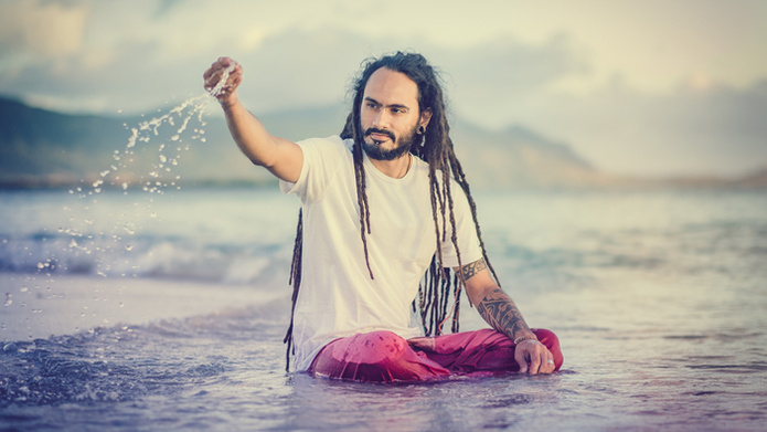 Photographing a Stranger Is Easy: Here's How | Fstoppers