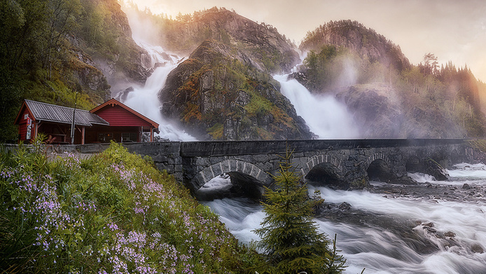 Fstoppers Photographer of the Month (April 2017): Felipe Gómez | Fstoppers