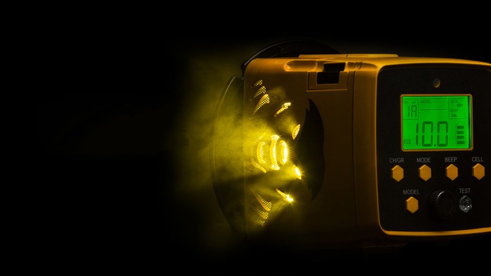 Interfit's New Battery Powered Badger Unleashed Packs HSS/TTL Into a ...