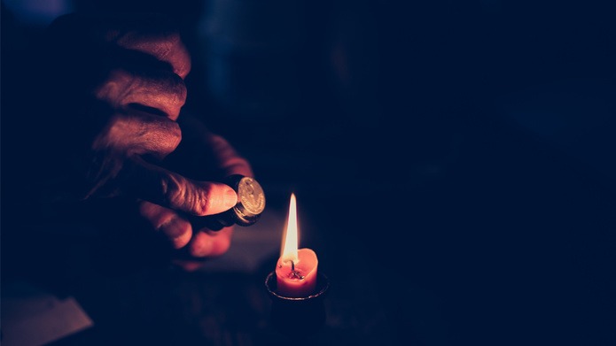 Sometimes, Small and Insignificant Is Perfect to Photograph | Fstoppers