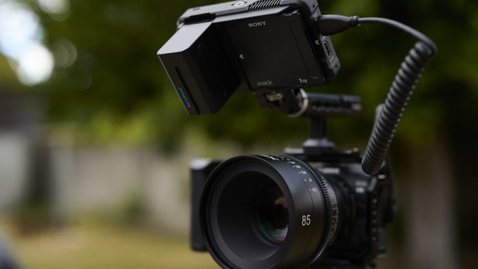 3 Reasons To Use An External Monitor When Shooting Video | Fstoppers