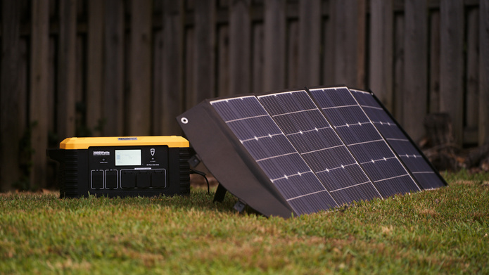 The Ultimate Portable Power Solution: We Review the FJ Dynamics 2000W Portable Power Station ...